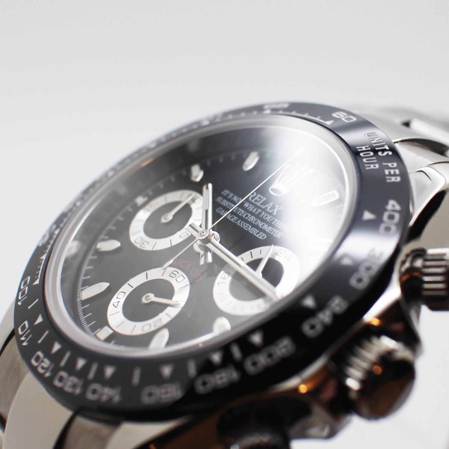 Relax Black Chronograph – Relax by Atelier Perpetuel