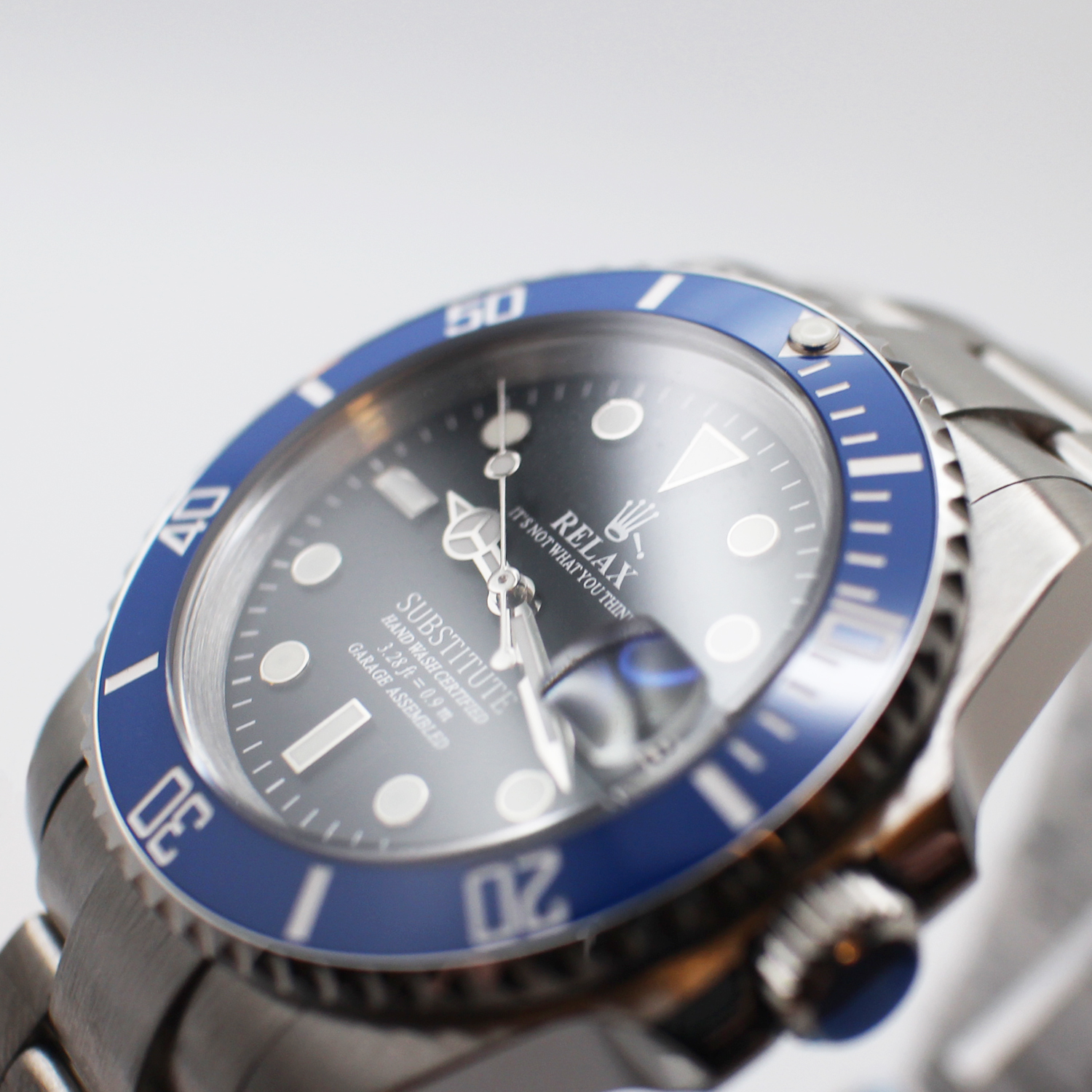 Relax Sub Diver Ultramarine Blue – Relax by Atelier Perpetuel