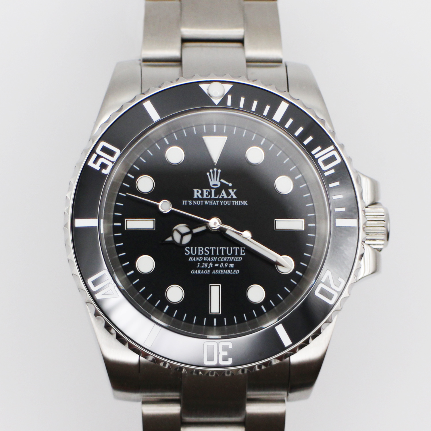 Relax Black Sub Diver No Date – Relax by Atelier Perpetuel