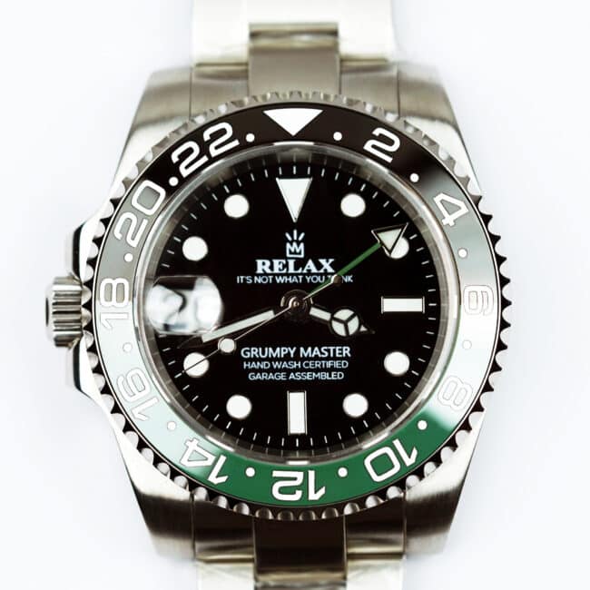 Relax Red & Blue GMT - Relax by Atelier Perpetuel